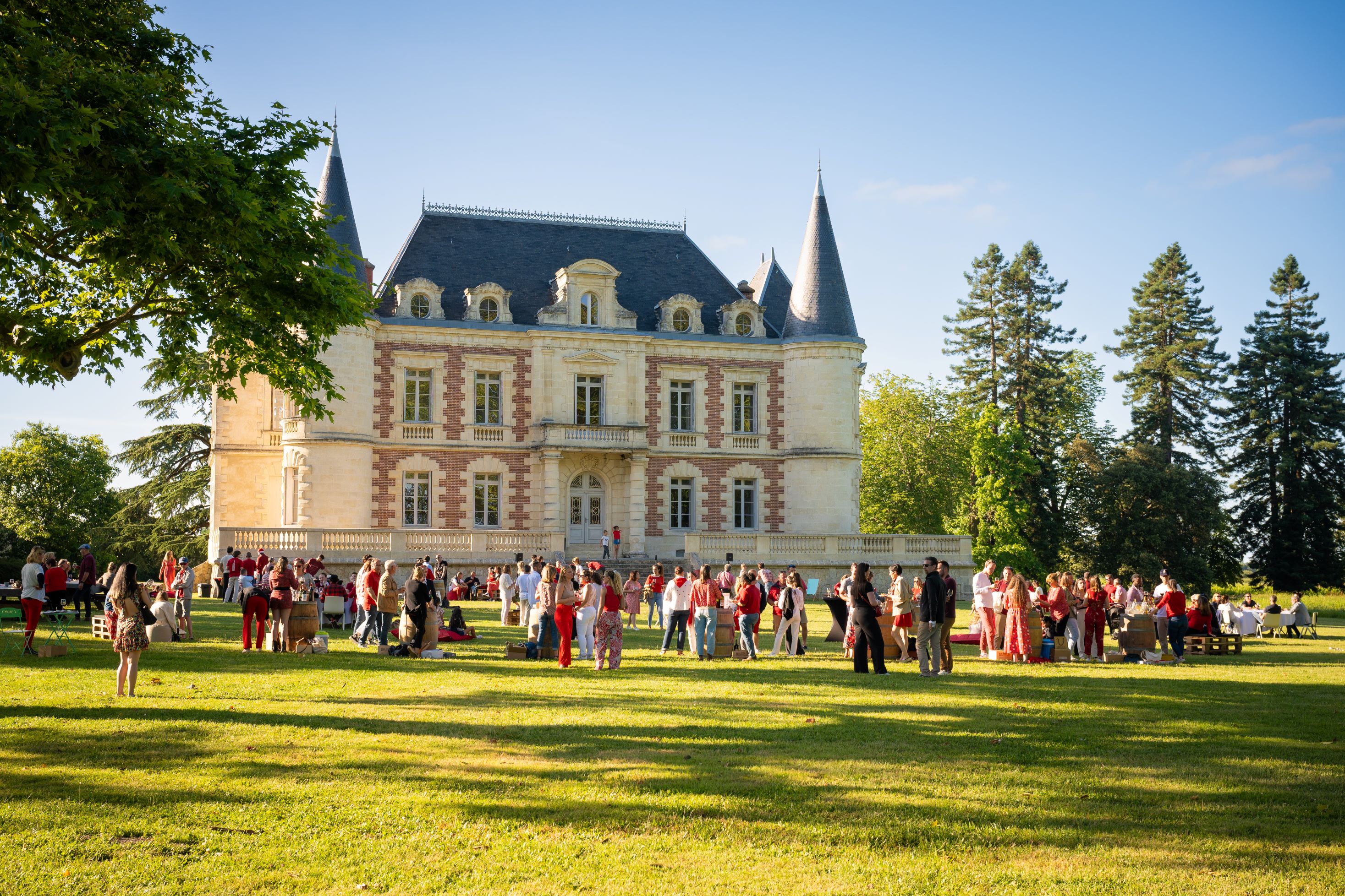 Portes ouvertes des châteaux du Médoc 2025 : un week-end au cœur des ...